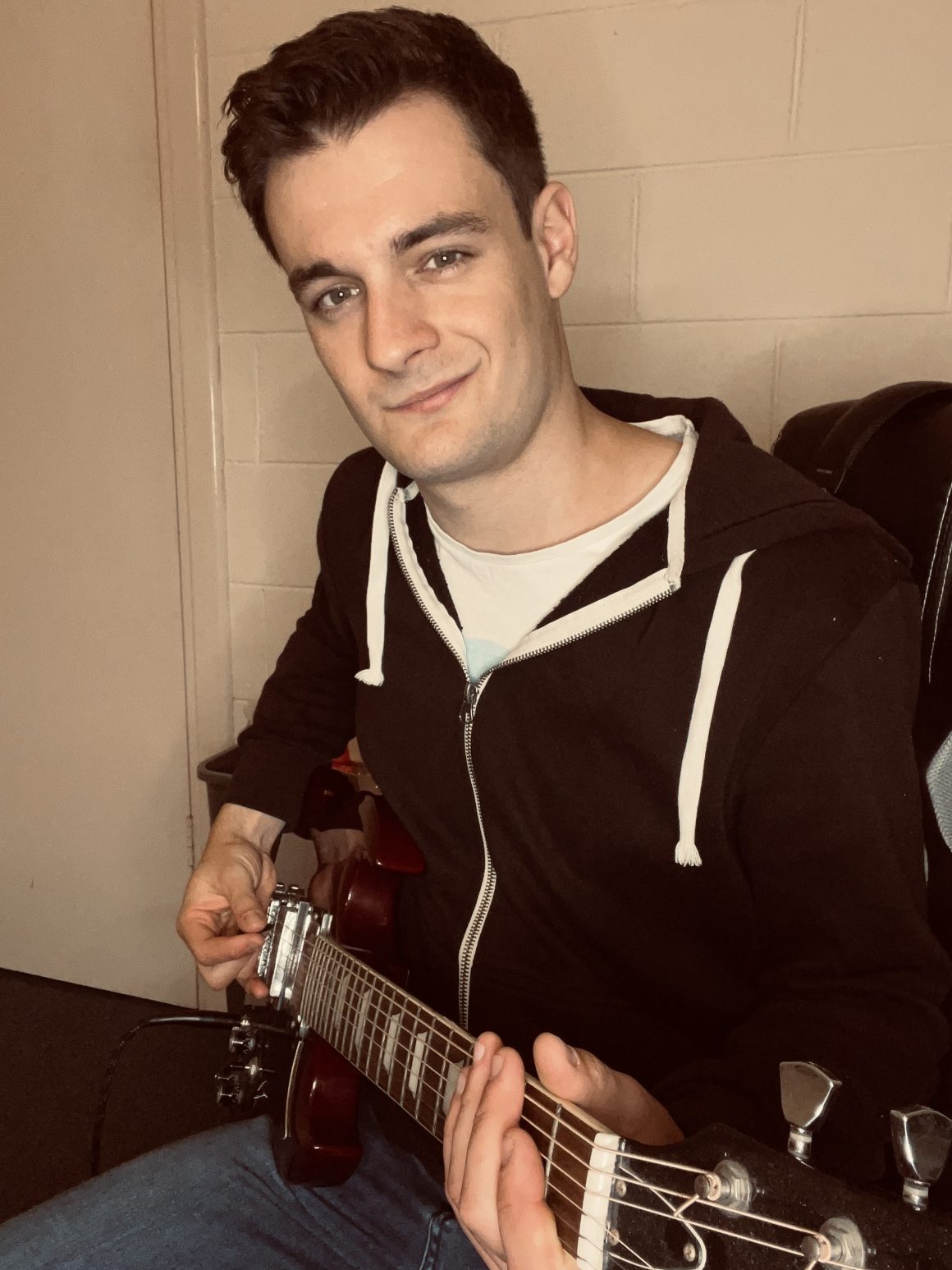 Interview With Talented Rising Artist Alex Hart - Prove Magazine