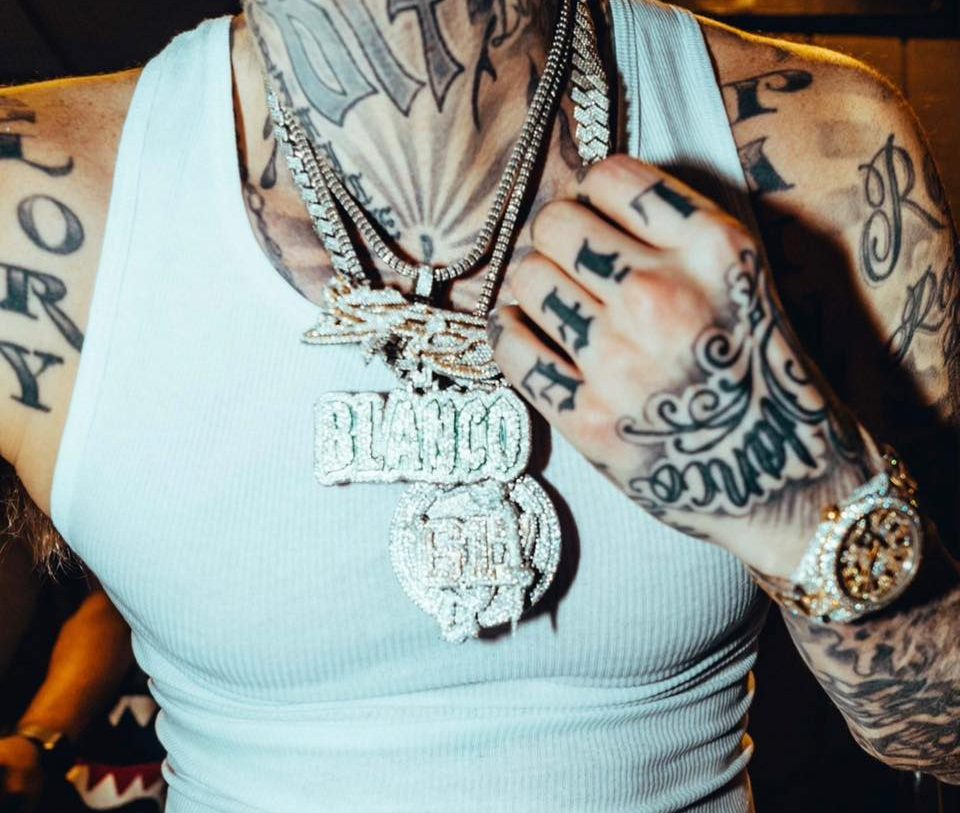 Jadakiss Gifts His "So Raspy" Signee Millyz A $100,000 Chain - Prove ...