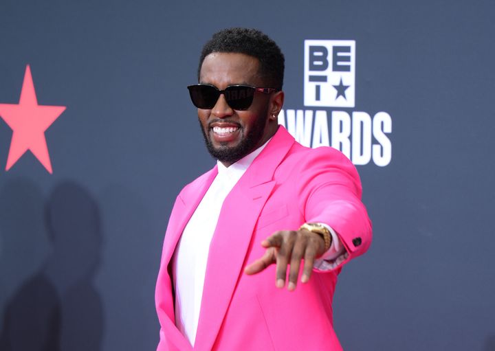 Diddy Honors The Notorious B.I.G. on the 26th Anniversary of His Death ...