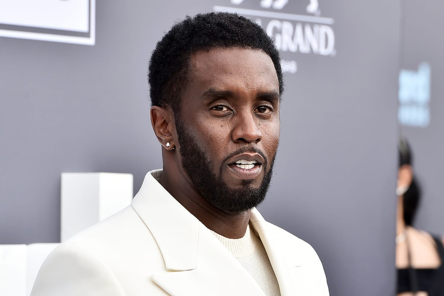 Diddy's Controversial Lawsuit and the Speculated Connection with Meek ...